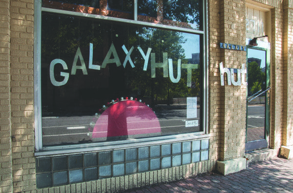 Restaurant Spotlight: Galaxy Hut - Falls Church News-Press Online