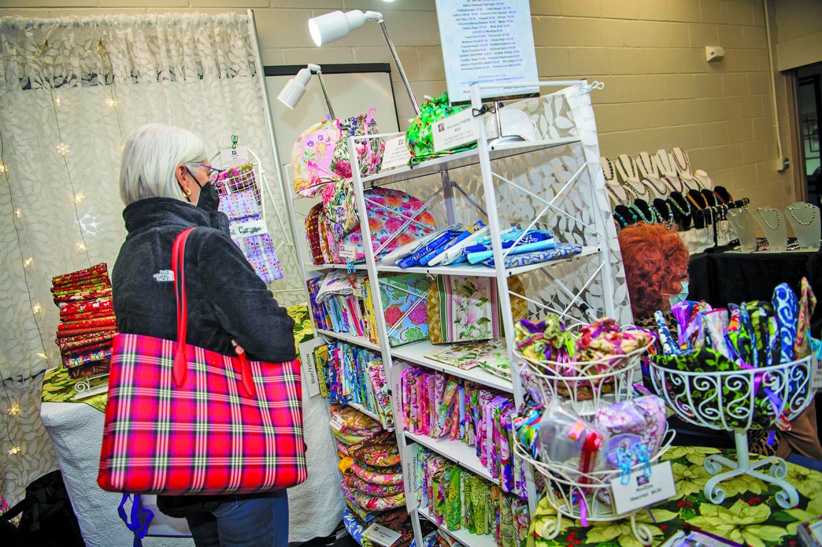 Festivals, Fairs, Bazaars, Oh My! Holiday Markets & Shows Provide ...